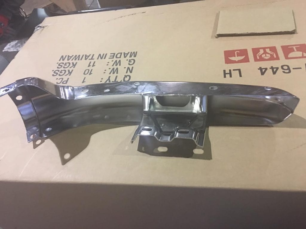 1968-1972 Volkswagen Bus 3 Pc Front Bumper Kit, Chrome